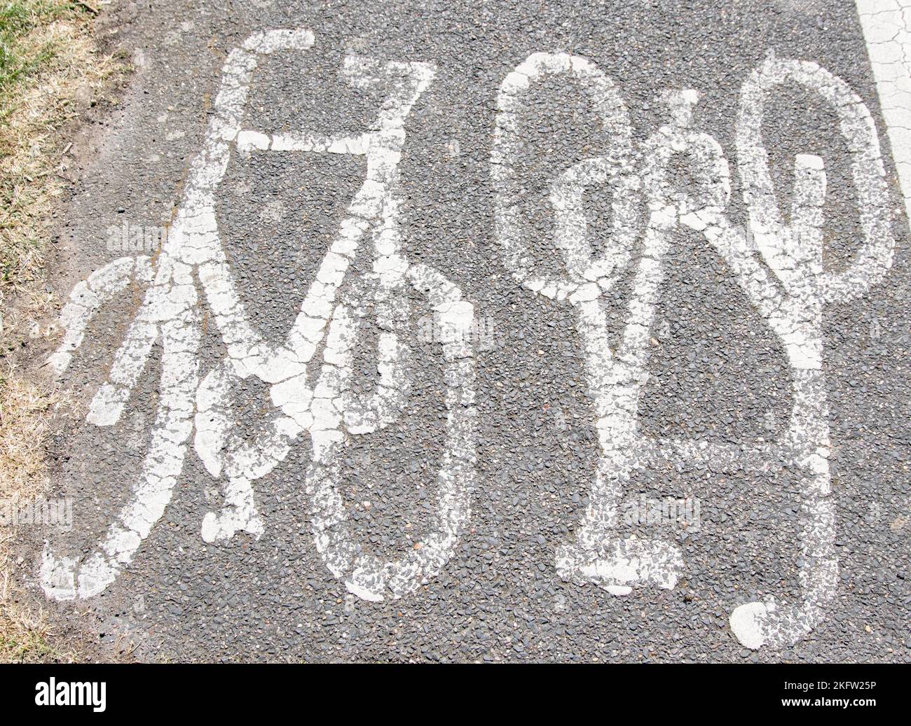 Cycle lane marking, road marking, bike lane, cycle lines Stock Photo ...