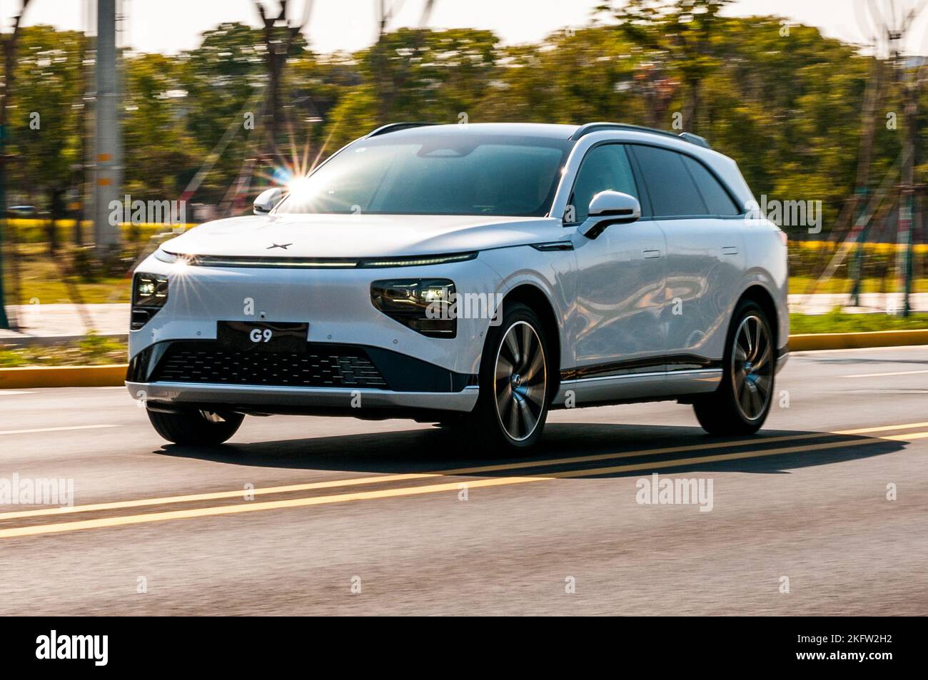Long range 4WD performance version of the XPeng G9 electric SUV being ...