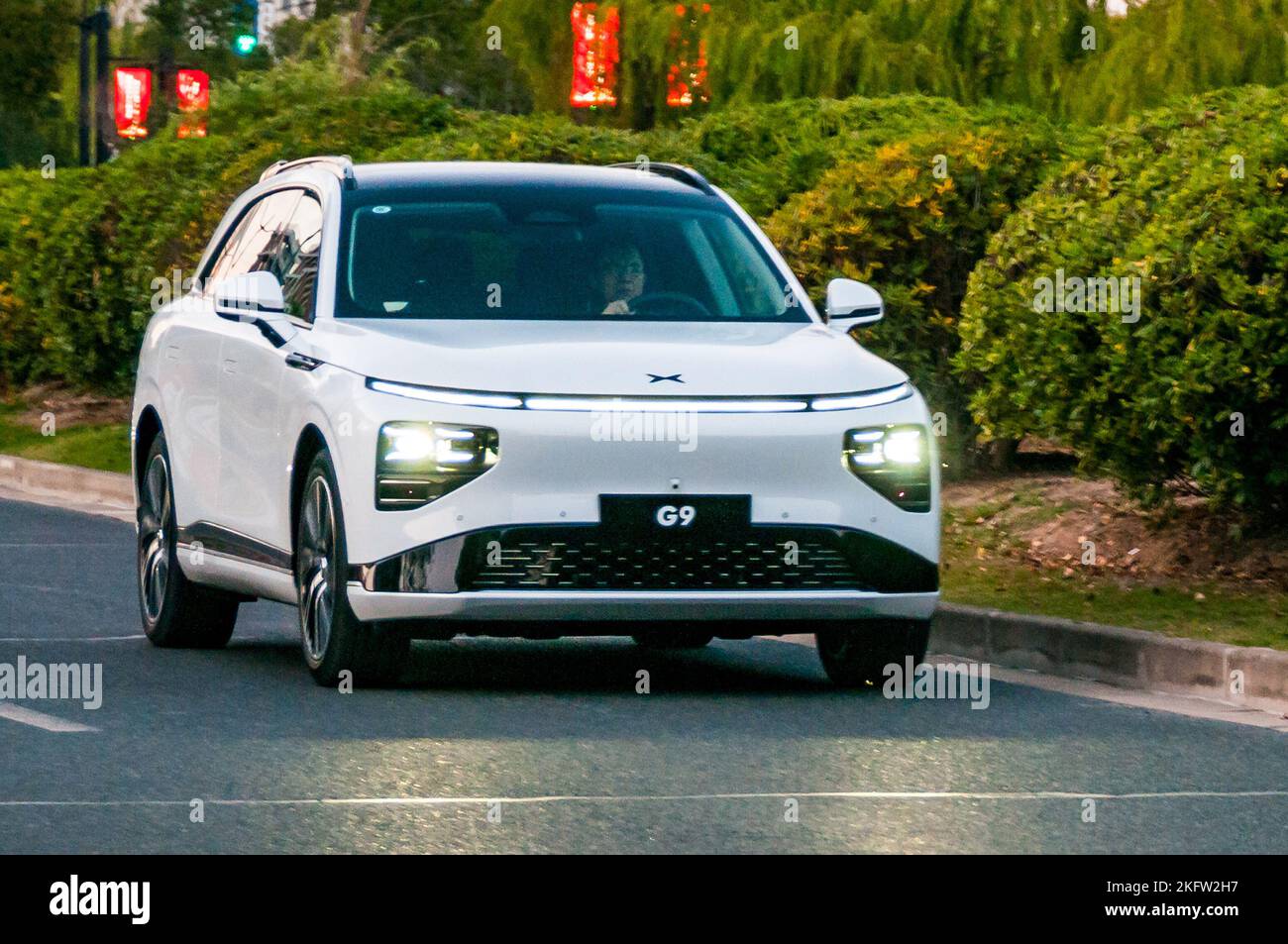 Long range 4WD performance version of the XPeng G9 electric SUV being ...
