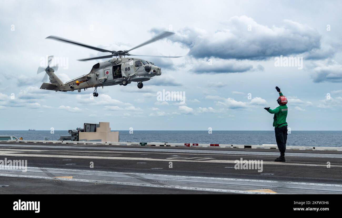221009-N-DW158-1012 SEA OF JAPAN (Oct. 9, 2022) A Japan Maritime Self ...