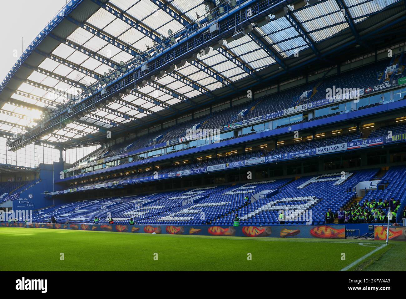 Stamford bridge west stand hi-res stock photography and images - Alamy