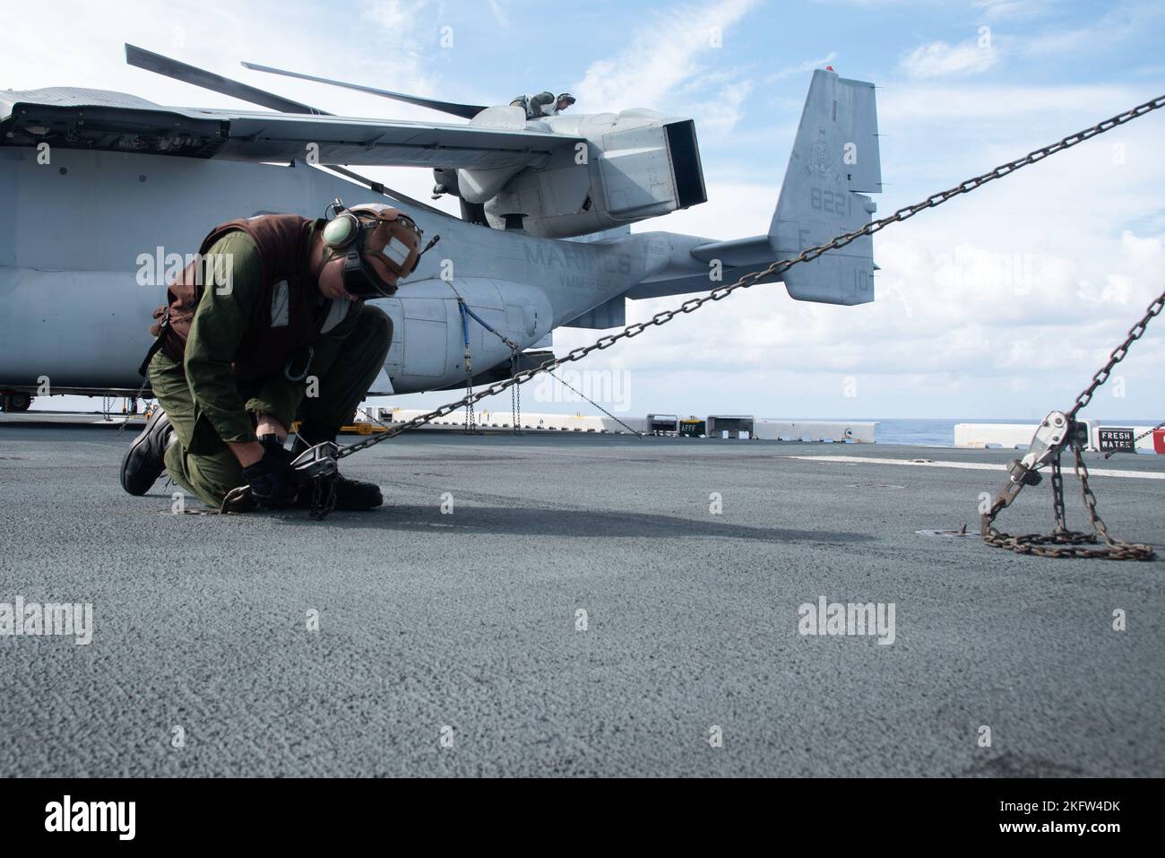 221009-N-XN177-1039 SOUTH CHINA SEA (Oct. 9, 2022) – U.S. Marine Corps ...