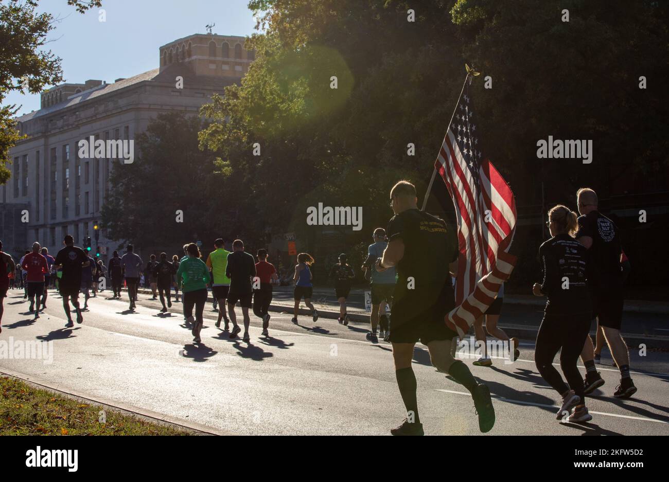 Runners participate in the 38th Annual Army Ten-Miler in Washington D.C ...
