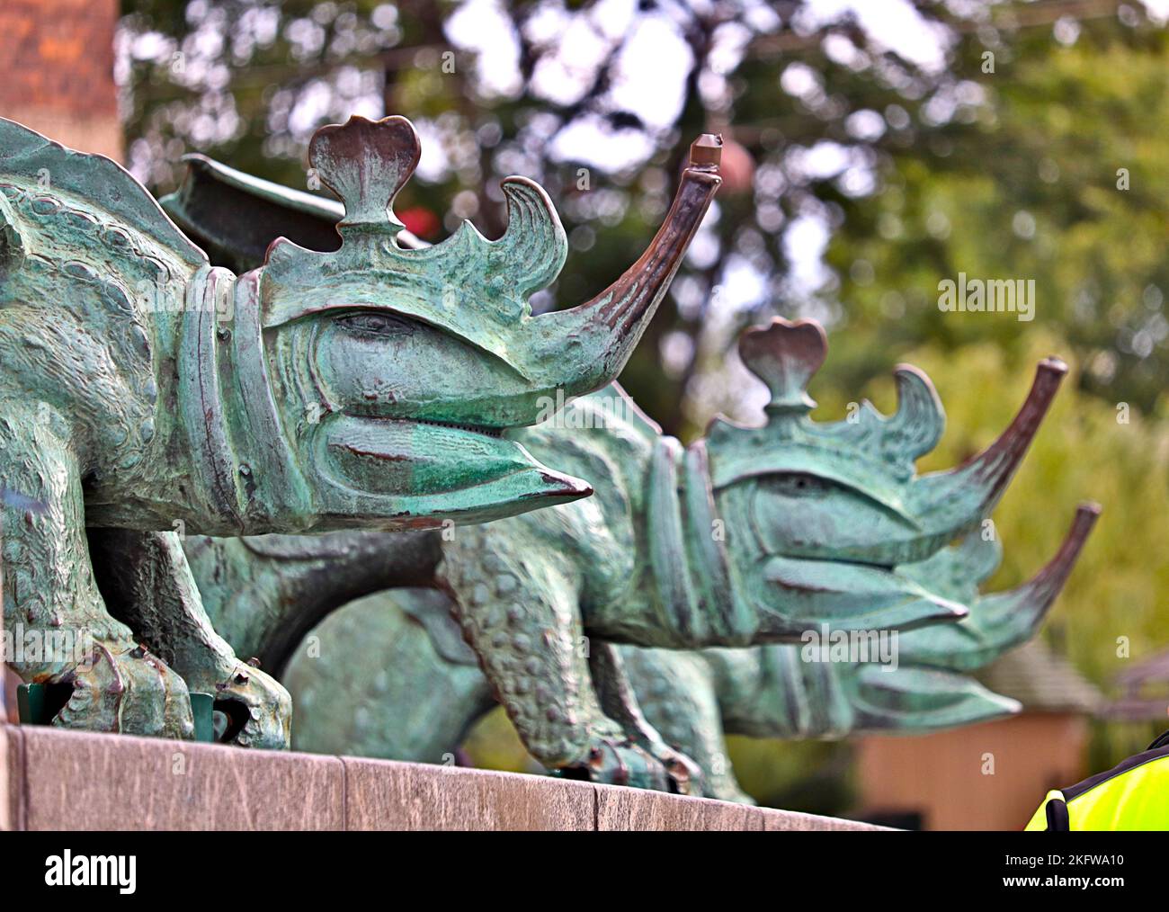 bronze mythological figures in front of building Stock Photo - Alamy