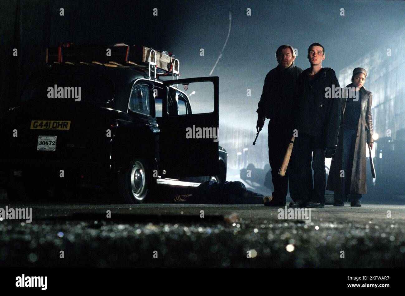 BRENDAN GLEESON, CILLIAN MURPHY, NAOMIE HARRIS, 28 DAYS LATER..., 2002 ...