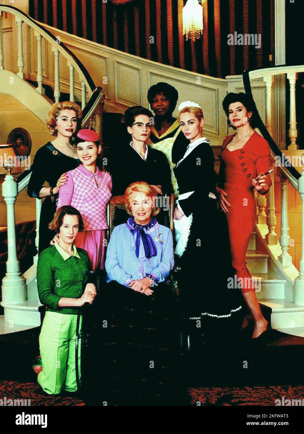 8 femmes isabelle huppert hi-res stock photography and images - Alamy