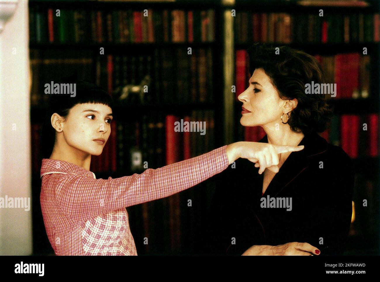 Virginie ledoyen women 2002 hi-res stock photography and images - Alamy