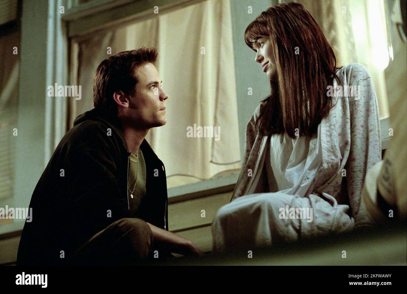 SHANE WEST, MANDY MOORE, A WALK TO REMEMBER, 2002 Stock Photo - Alamy