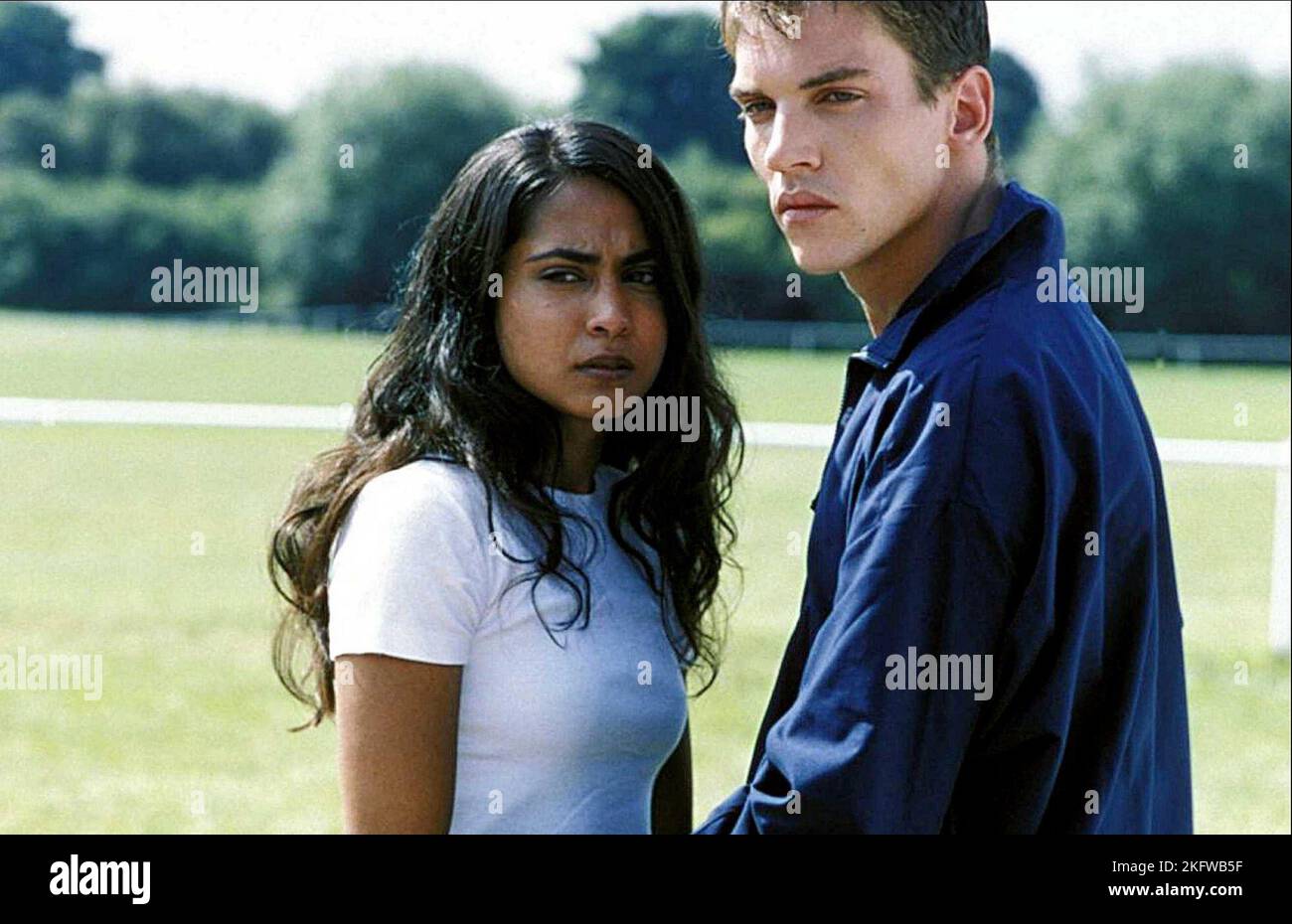 PARMINDAR K. NAGRA, JONATHAN RHYS MEYERS, BEND IT LIKE BECKHAM, 2002 Stock Photo - Alamy
