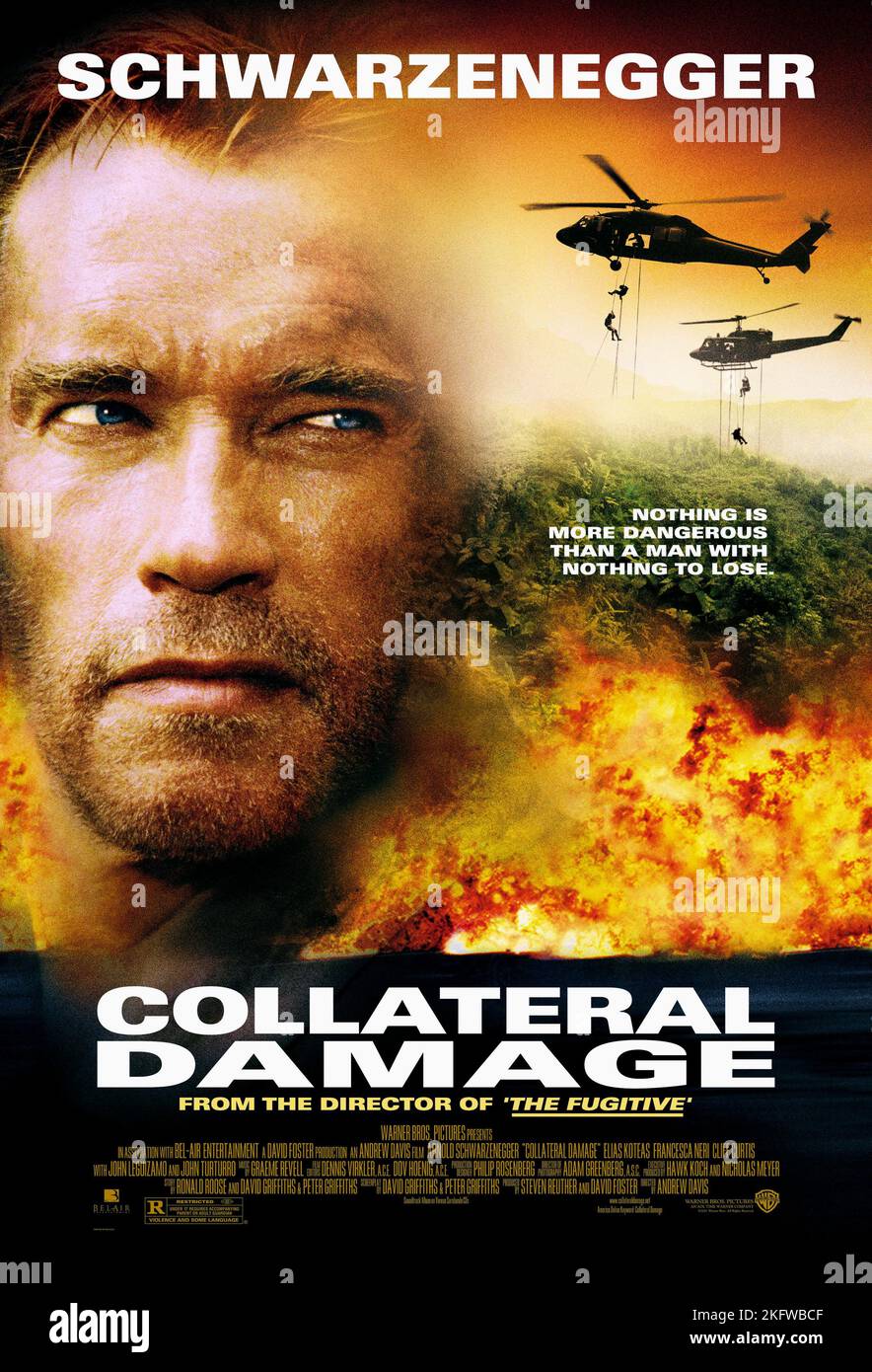 ARNOLD SCHWARZENEGGER, COLLATERAL DAMAGE, 2002 Stock Photo - Alamy