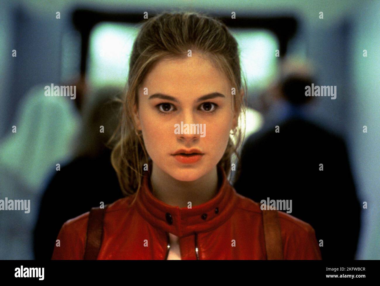ANNA PAQUIN, DARKNESS, 2002 Stock Photo - Alamy