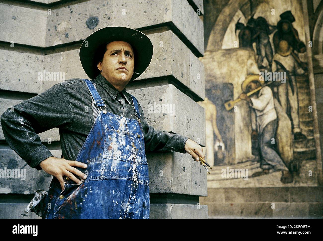 ALFRED MOLINA, FRIDA, 2002 Stock Photo - Alamy