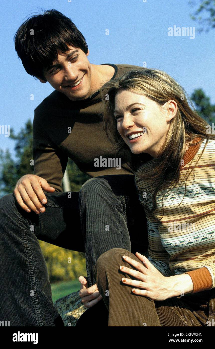 Jake gyllenhaal ellen pompeo moonlight hi-res stock photography and ...