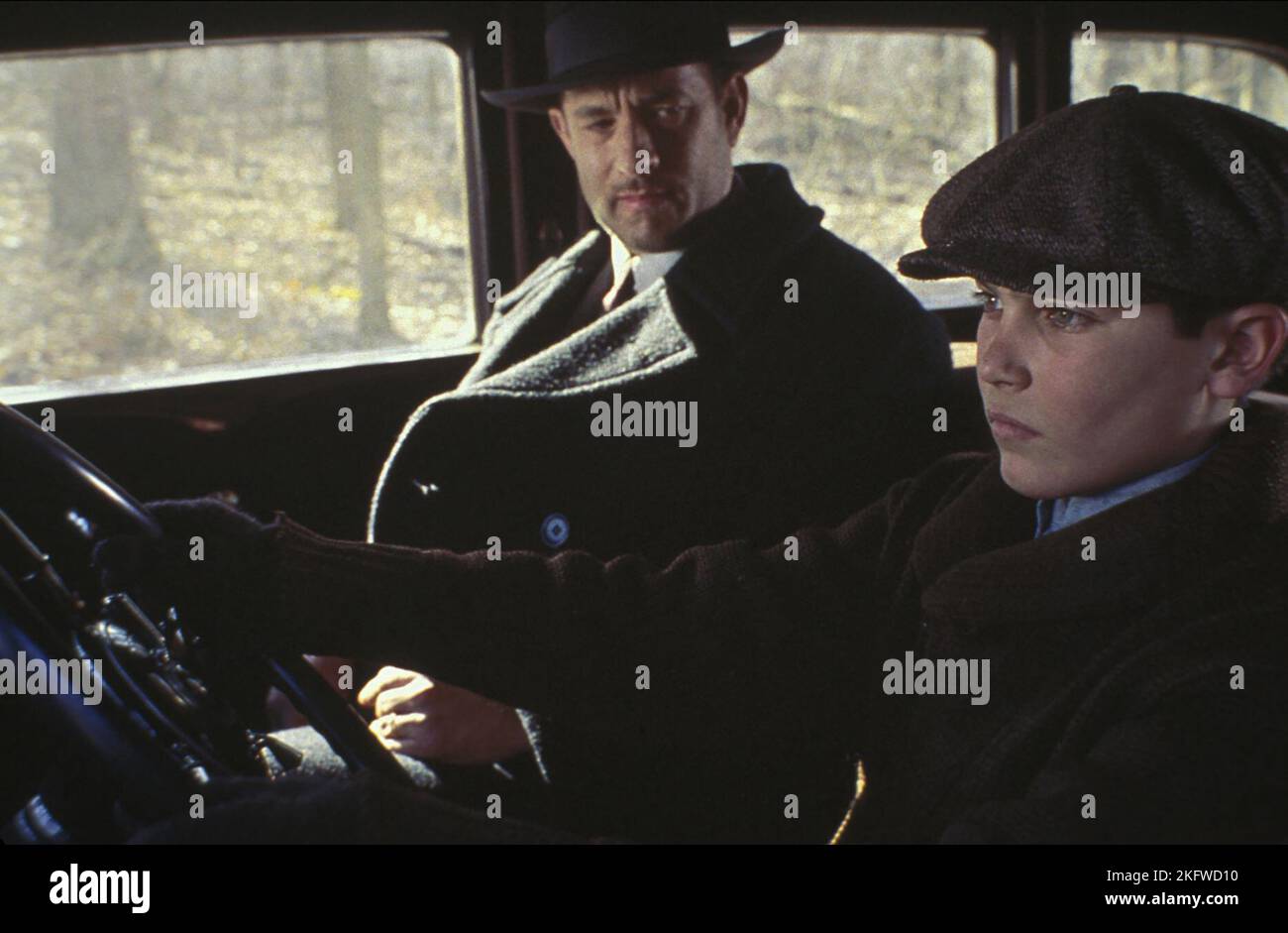 TOM HANKS, TYLER HOECHLIN, ROAD TO PERDITION, 2002 Stock Photo - Alamy