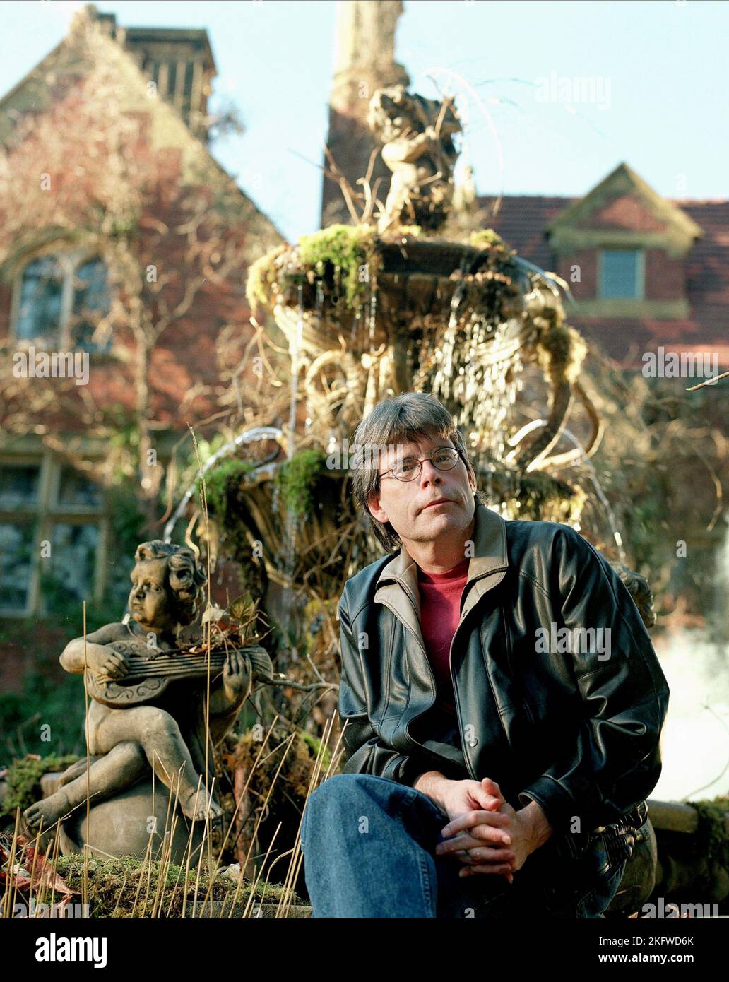 STEPHEN KING, STEPHEN KING'S ROSE RED, 2002 Stock Photo - Alamy