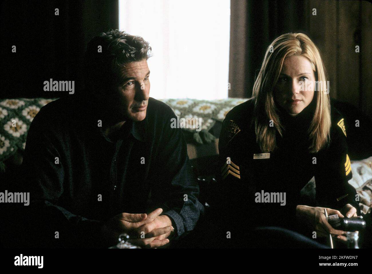 RICHARD GERE, LAURA LINNEY, THE MOTHMAN PROPHECIES, 2002 Stock Photo ...