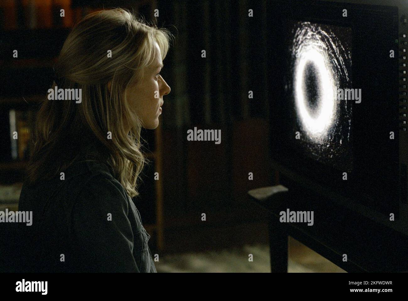 The ring 2002 movie hi-res stock photography and images - Alamy