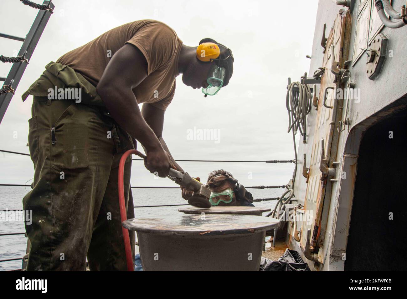 221011-N-ZQ263-1069 PACIFIC OCEAN (Oct. 11, 2022) U.S. Navy Seaman ...