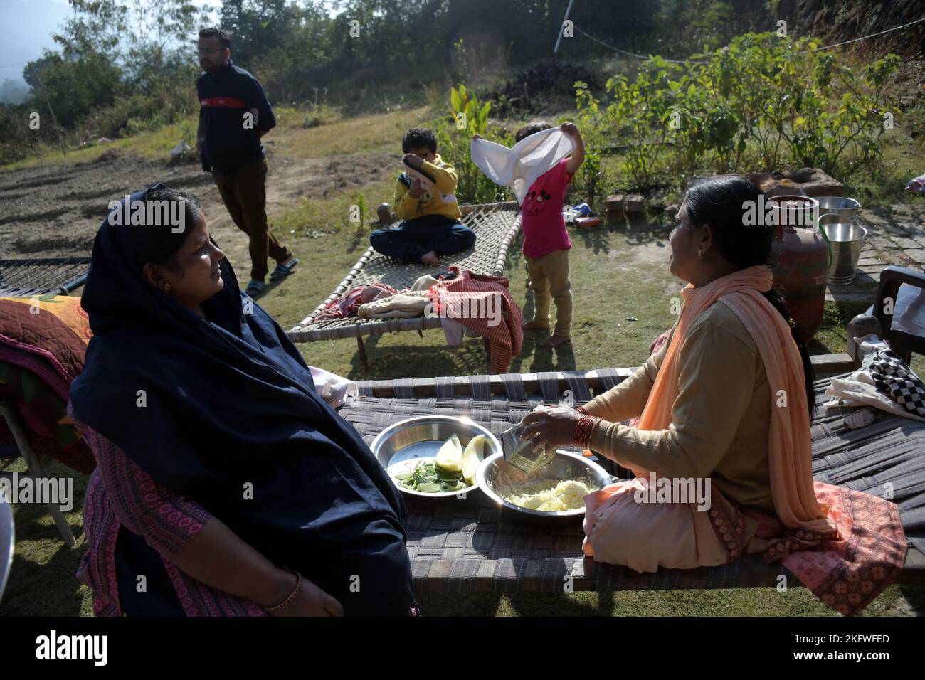 Bangana UNA, Himachal Pradesh, India. 20th Nov, 2022. Citizens living ...