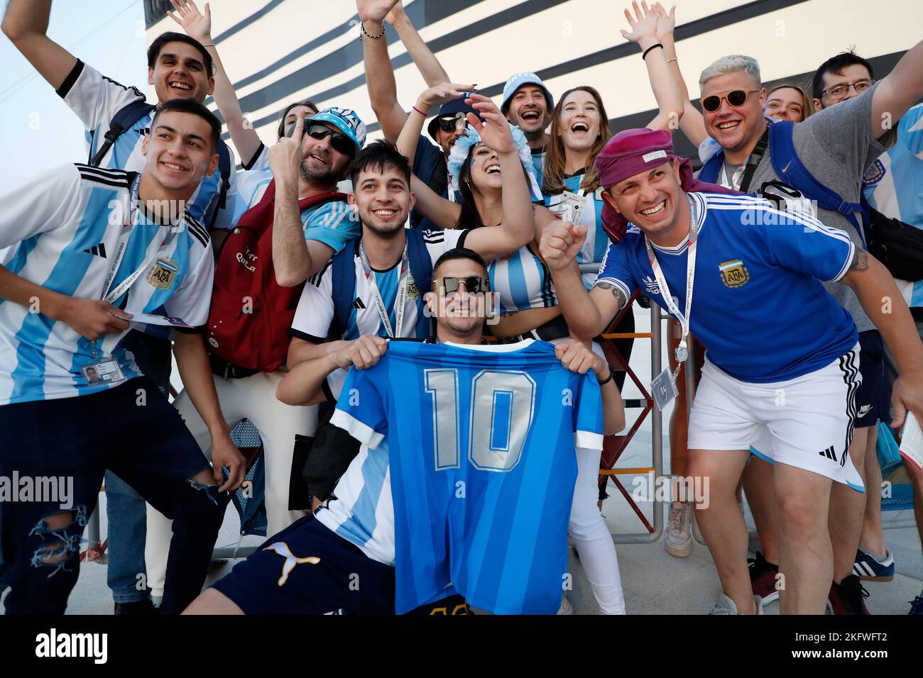 Qatar world cup opening ceremony 2022 hi-res stock photography and images - Alamy