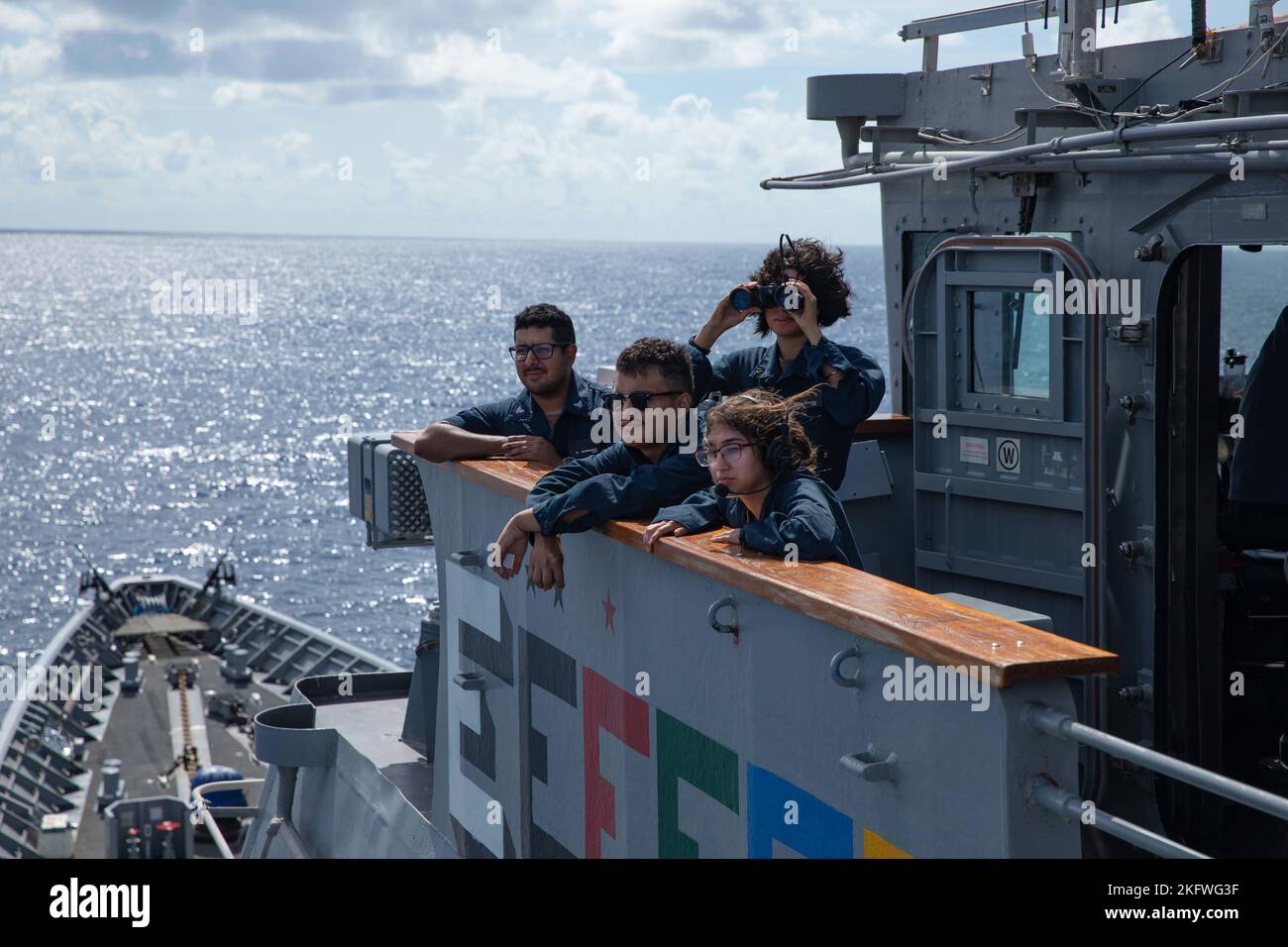 221011-N-LK647-0345 ATLANTIC OCEAN—From left: Gunner’s Mate 3rd Class ...