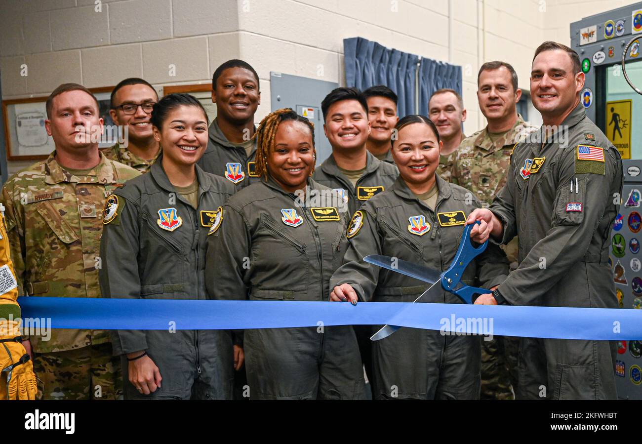 Hypobaric chamber hi-res stock photography and images - Alamy