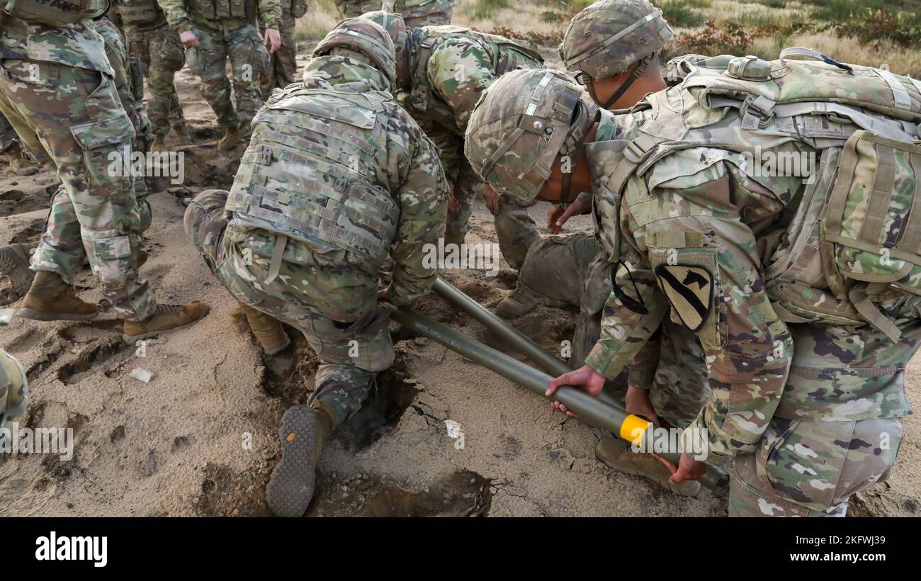 Sappers assigned to 3rd Brigade Engineer Battalion, 3rd Armored Brigade ...