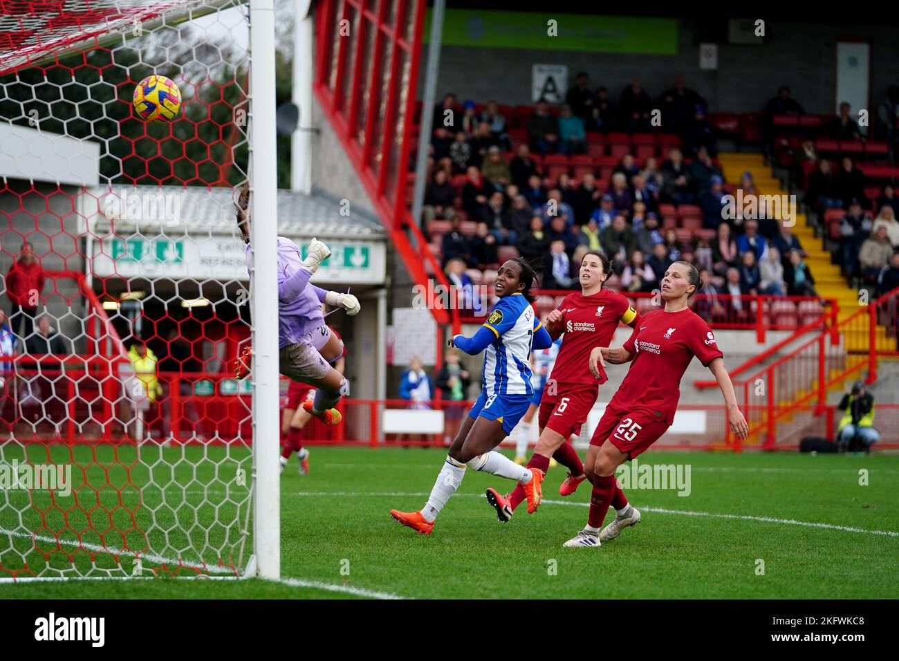 Brighton women pa2022 hi-res stock photography and images - Alamy