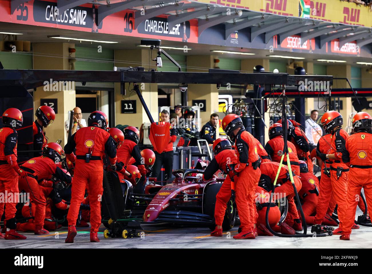Charles Leclerc (MON) Ferrari F1-75 makes a pit stop. 20.11.2022 ...