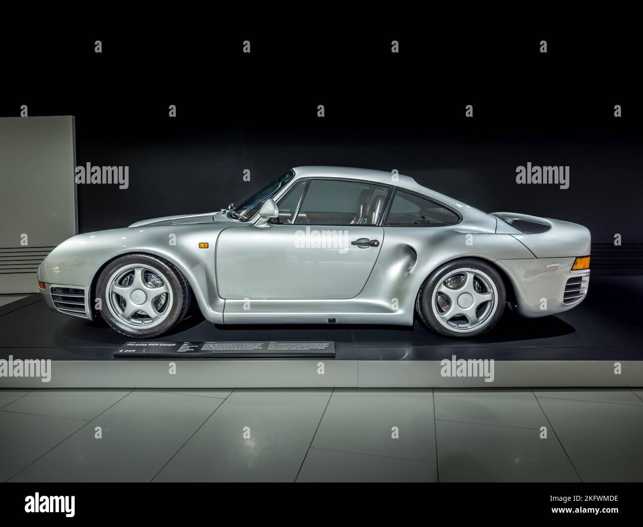 Stuttgart-Zuffenhausen - 12 November 2022 - Porsche Museum, Porsche 959 ...