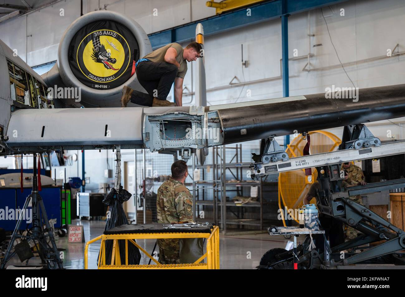 309th aircraft maintenance squadron hi-res stock photography and images ...