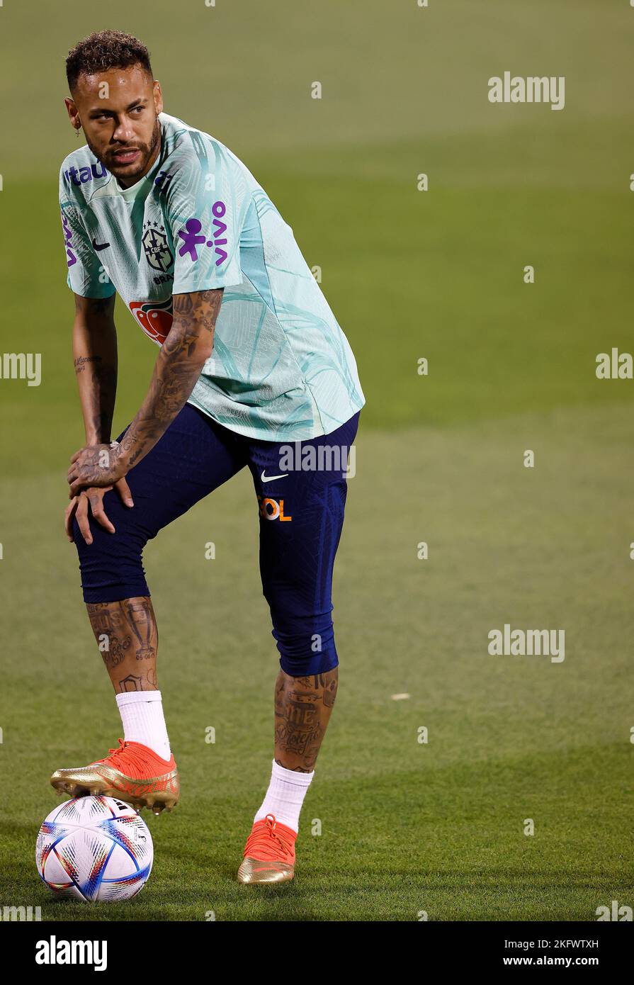 Doha, Catar. 20th Nov, 2022. Striker Neymar Jr during the Training of ...