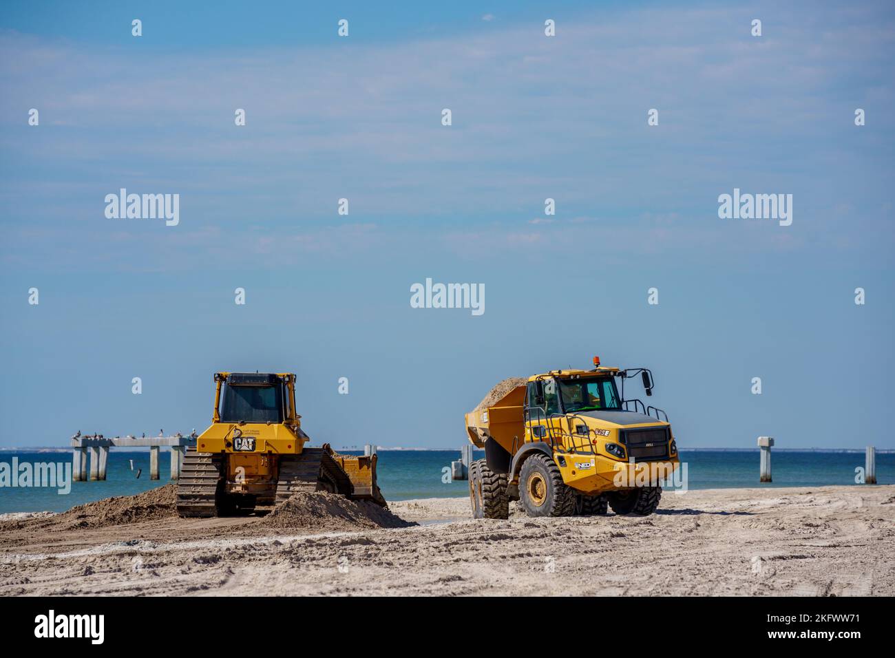 Fort Myers Beach, FL, USA - November 19, 2022 Stock Photo - Alamy