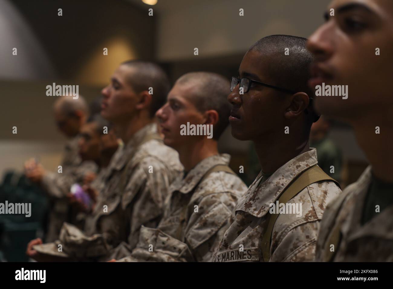 Recruits with Charlie Company, 1st Recruit Training Battalion, receive ...