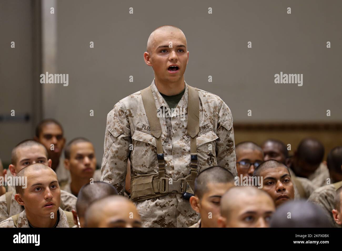Recruits with Charlie Company, 1st Recruit Training Battalion, receive ...