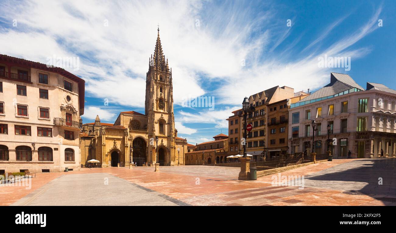 Cathedral Square of San Salvador in Oviedo Stock Photo - Alamy