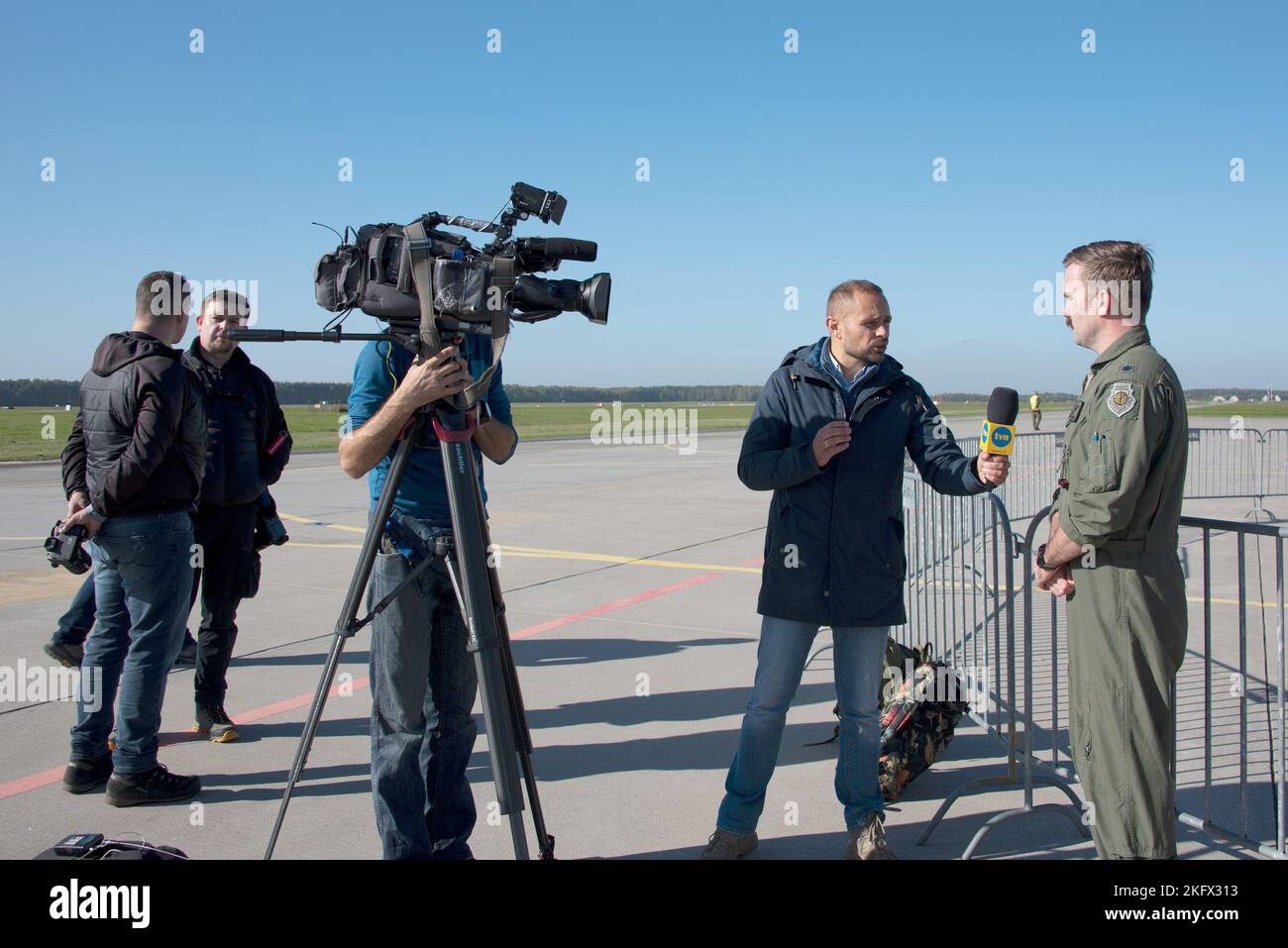 U.S. Air Force 90th Expeditionary Fighter Squadron commander, Lt. Col ...
