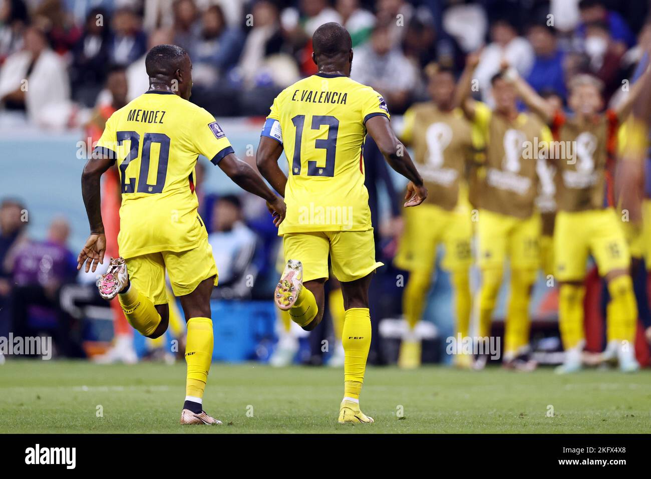 AL KHOR - (l-r) Jhegson Mendez of Ecuador, Enner Valencia of Ecuador ...