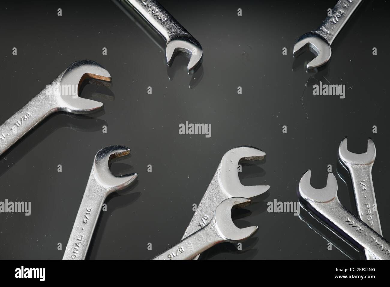 Steel open end wrenches hi-res stock photography and images - Alamy