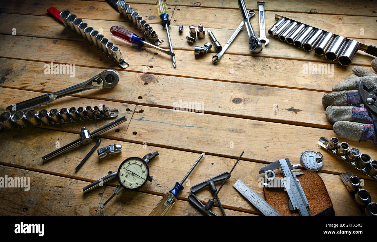 Vintage saw bench hi-res stock photography and images - Alamy