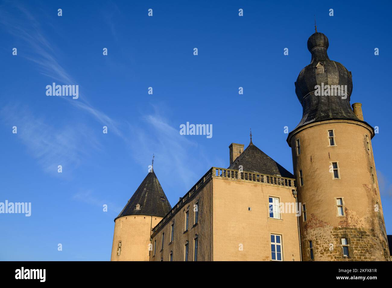 Autumn at a castle in westphalia Stock Photo - Alamy