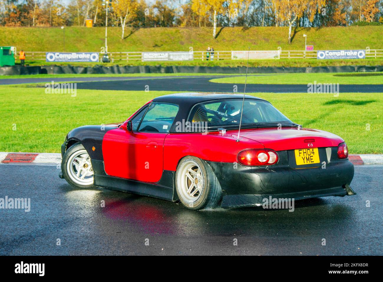 Mazda mx 5 2004 cars hi-res stock photography and images - Alamy