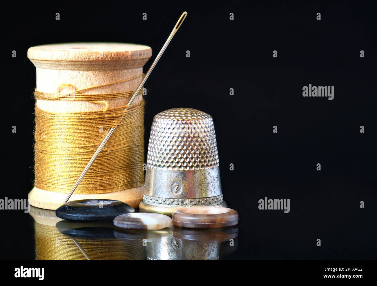 Dark craft thread on hi-res stock photography and images - Alamy