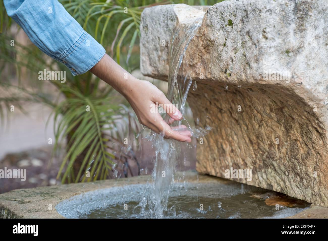 Watter woman hi-res stock photography and images - Alamy