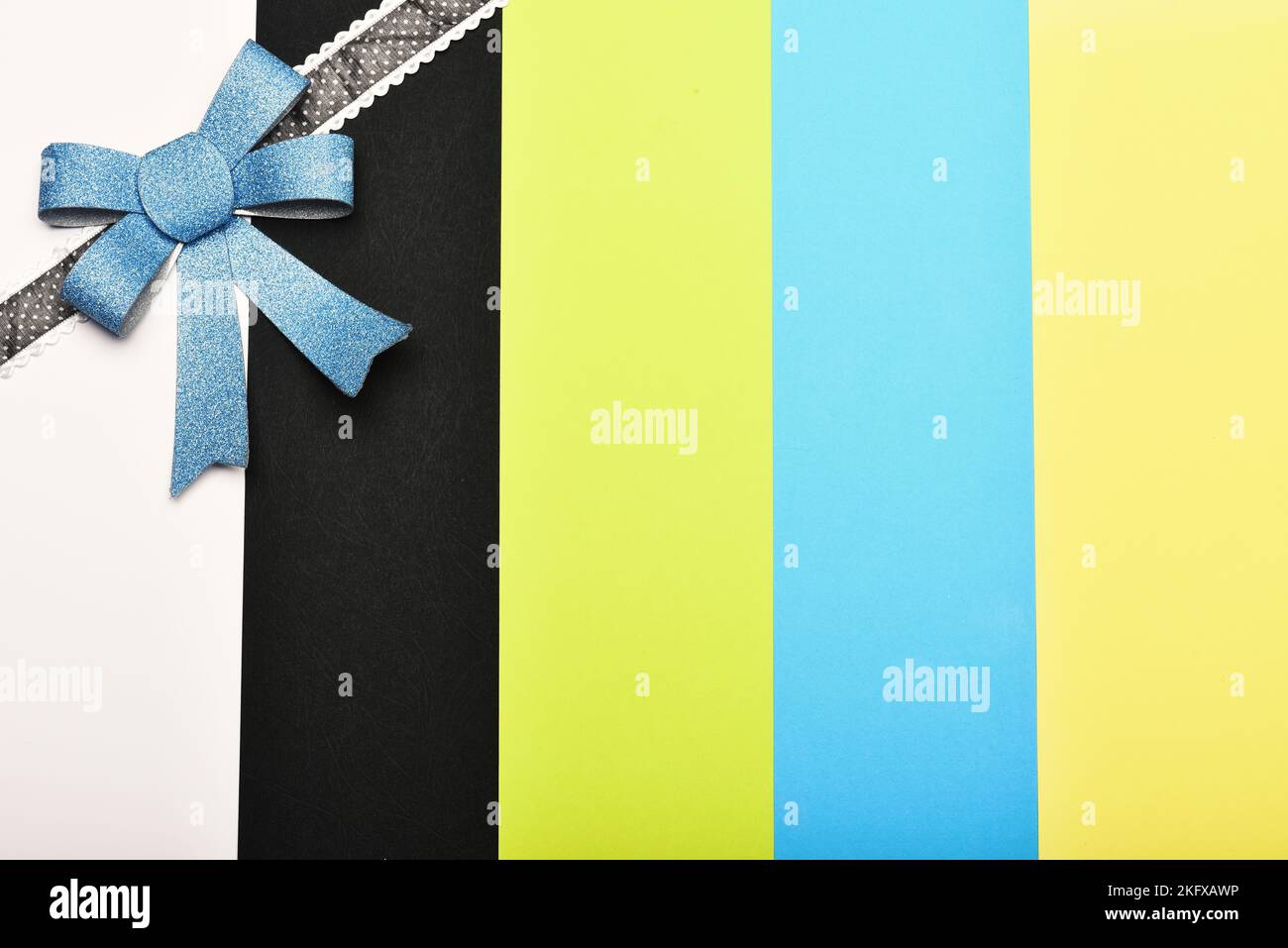 Present wrap with bow in corner: gift and celebration concept Stock ...