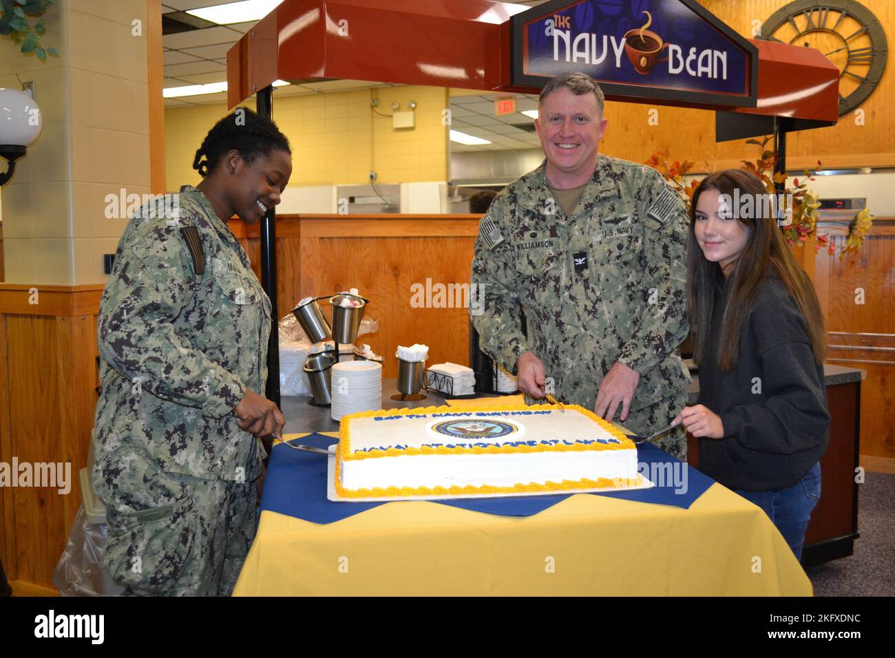 GREAT LAKES (Oct. 13, 2022) "A" school students Operations Specialist ...