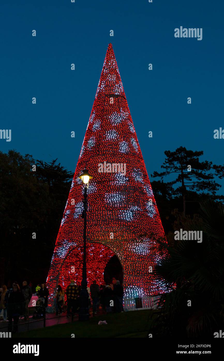 Walkthrough trees hi-res stock photography and images - Alamy