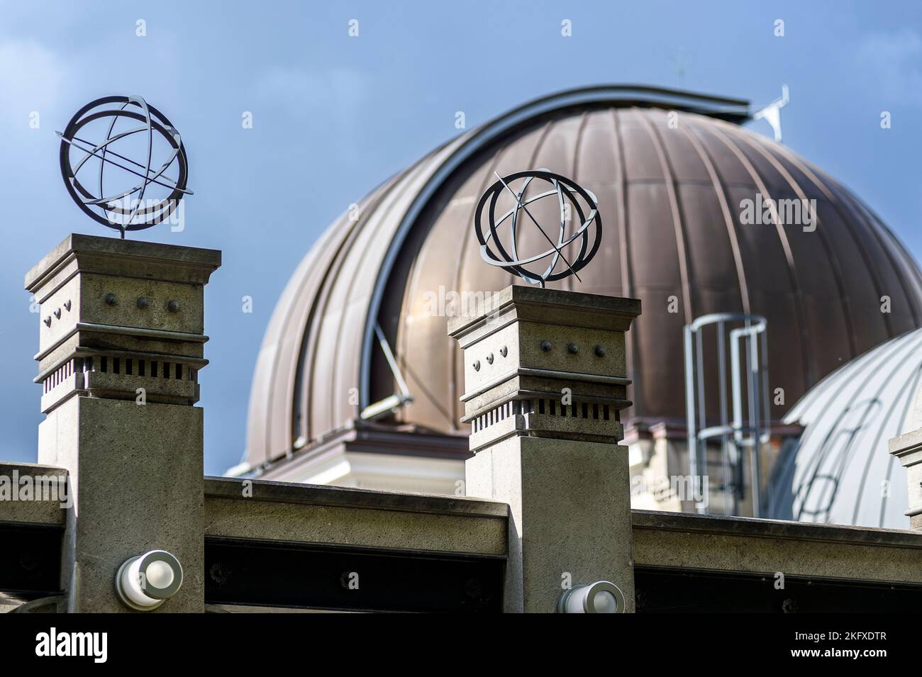 Royal meteorogical institute hi-res stock photography and images - Alamy