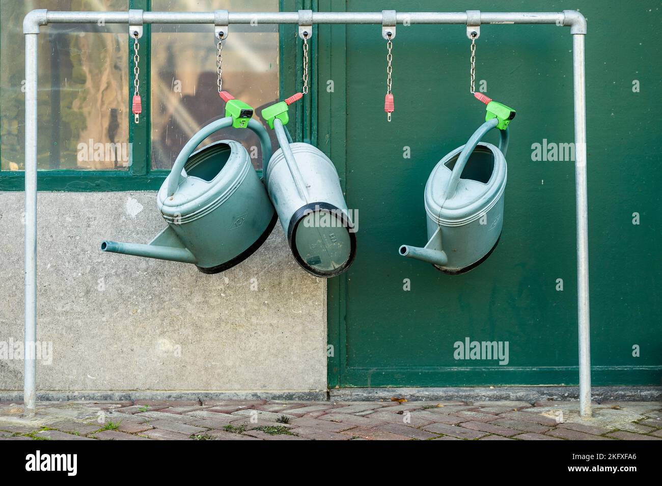 Toussaint - Cimetiere et croix - Fete des saints - Hommage aux morts ...