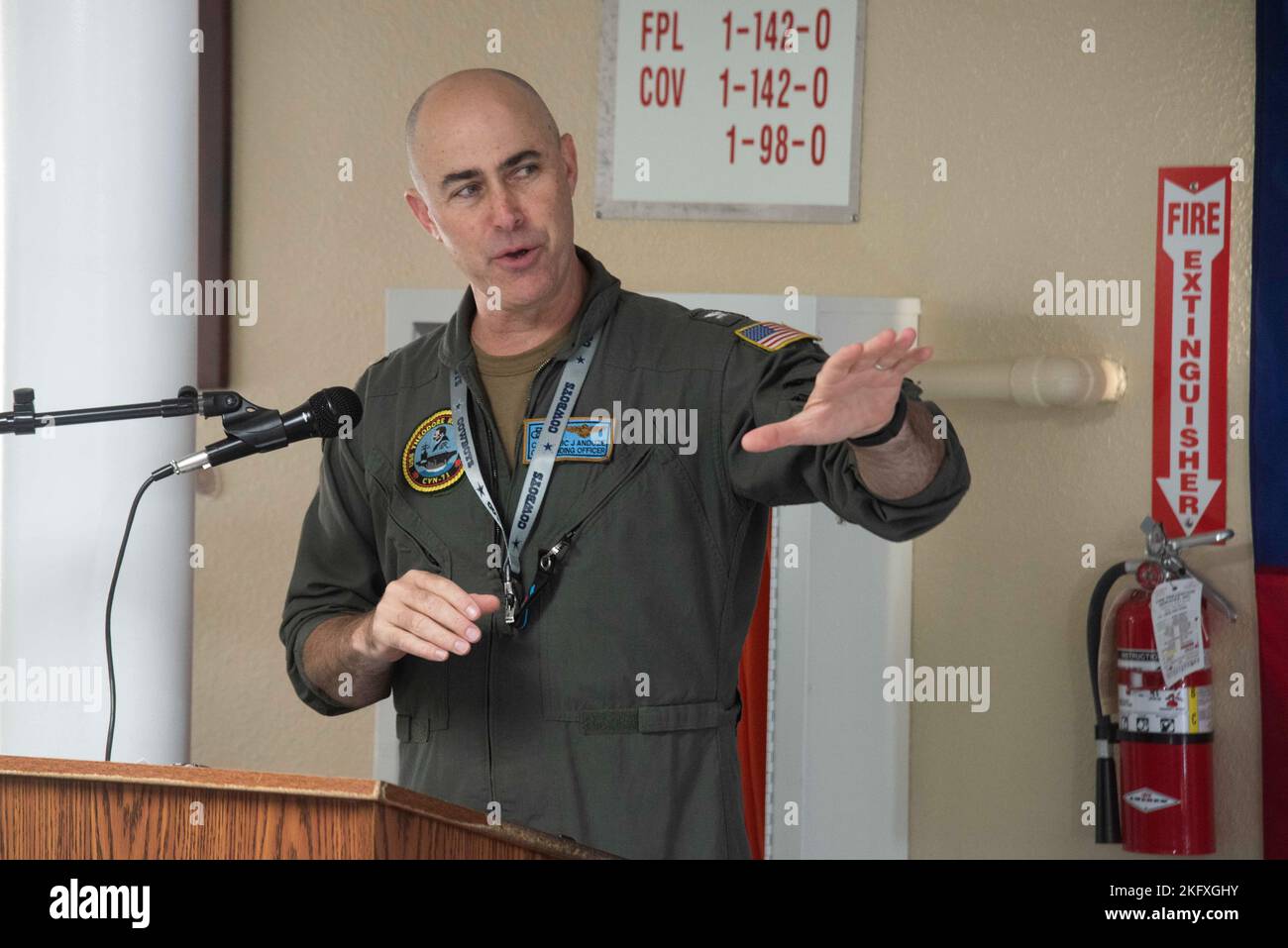 NAVAL BASE KITSAP-BREMERTON, Wash. (Oct. 13, 2022) – U.S. Navy Capt ...